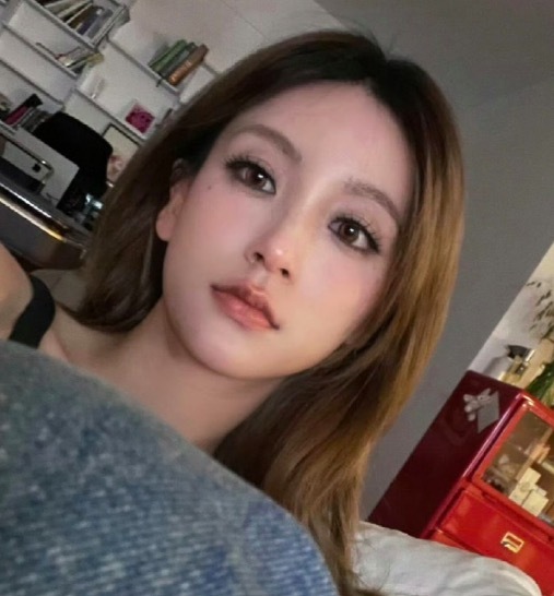 赵磊老婆竟是qko初代网红 走红便日系与半藏森林齐名_娱乐频道_中华网