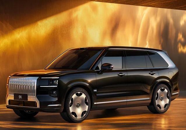 极氪9X车展炸场，40万直指豪华SUV，理想L9要慌了？_新闻看看