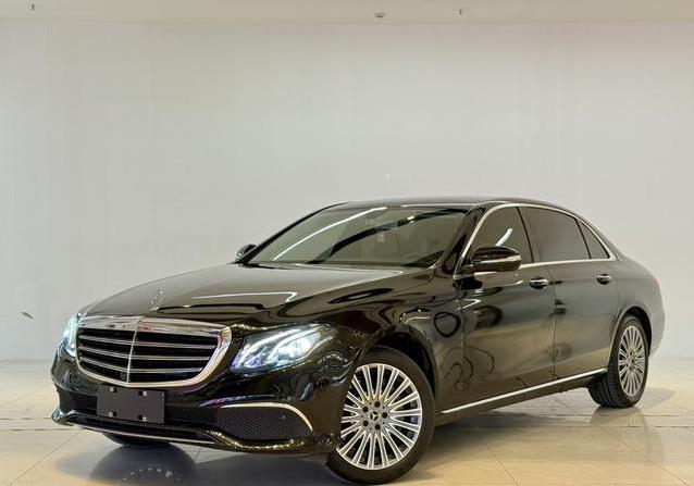 4万公里奔驰E300L仅26万，零过户黑色豪车，真能放心买？_新闻看看
