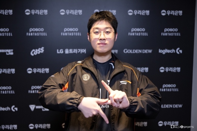 HLE晋级LCK杯决赛 Zeus五局夺MVP_中华网